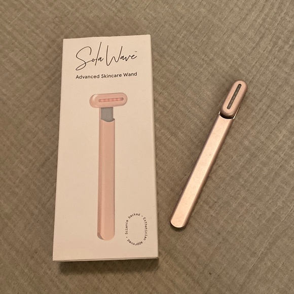 Accessories | Sola Wave Advanced Skincare Wand | Poshmark